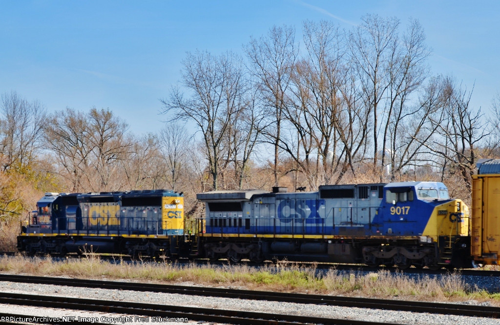 CSX 8037 & 9017